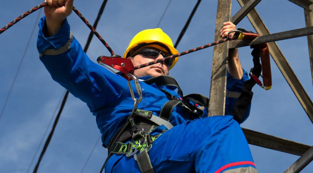 Protecting Lone Workers - Total Safety